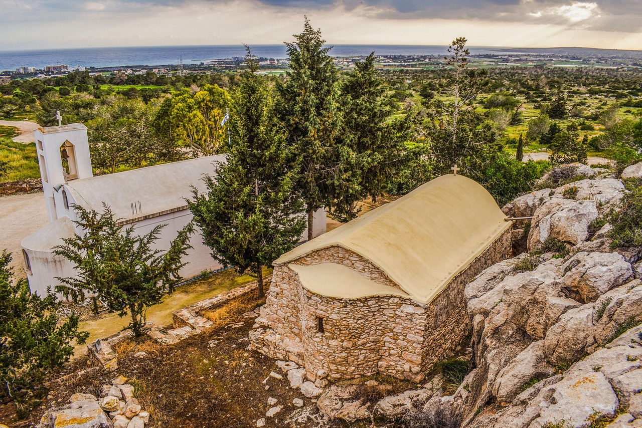 Δύο (όχι και τόσο γνωστά) εξωκλήσια στην Επ.Αμμοχώστου που αξίζει να ...